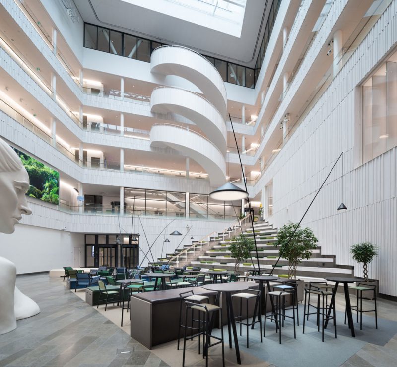 SEB Bank’s New Stockholm Headquarters: Minimalist Scandinavian Design ...