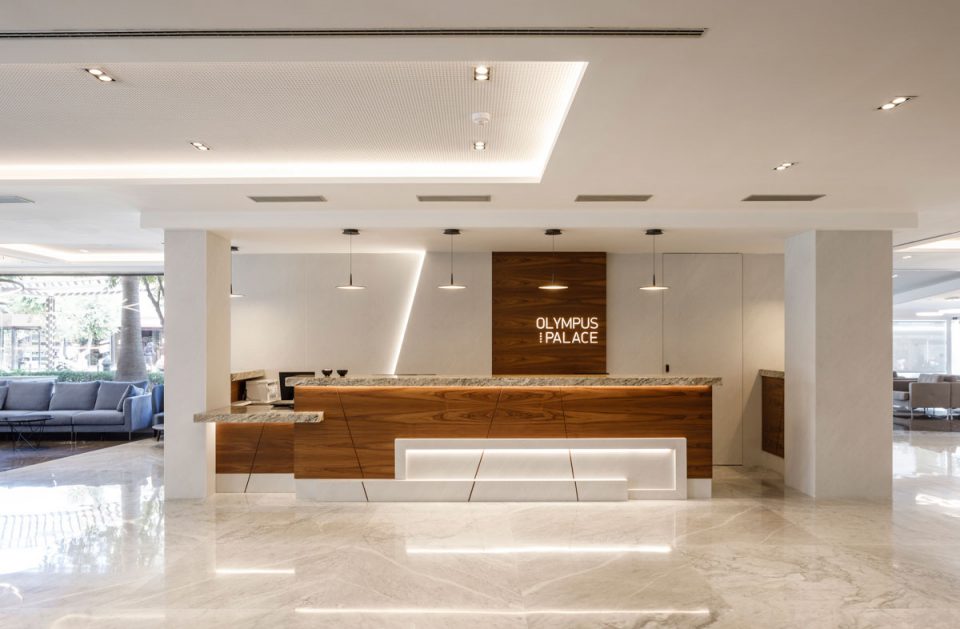 Vibia Brightens a Beach Hotel on Spain’s Costa Dorada | Vibia