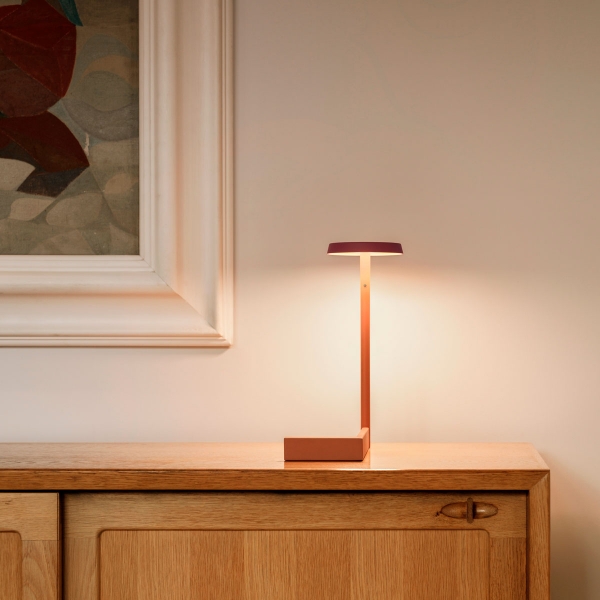 Layers of Light: introducing table lamps from the Flat collecion | Vibia