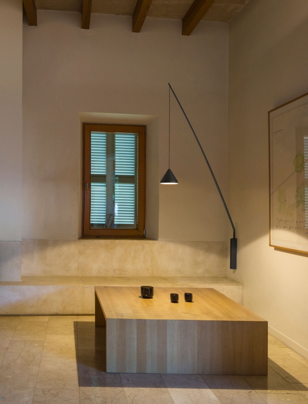 Creative Solutions for Brightening Corners | Vibia