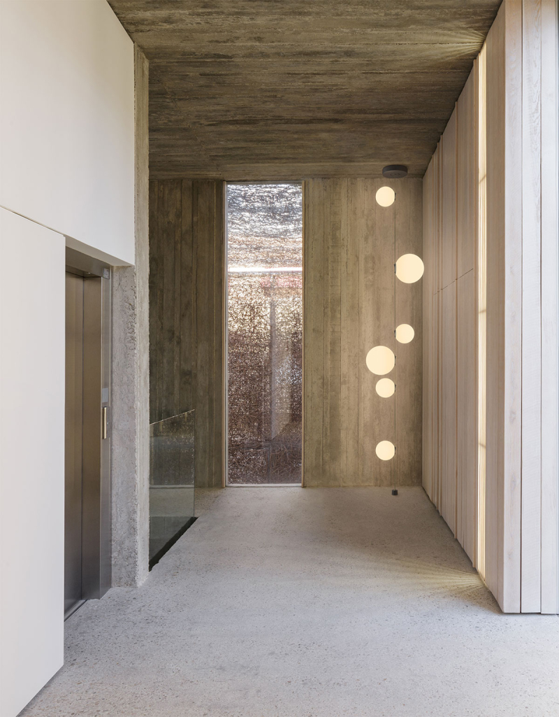 Raining light with Plusminus | Vibia