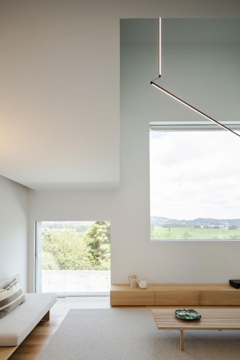 Vibia lighting illuminates minimalist contemporary residence | Vibia