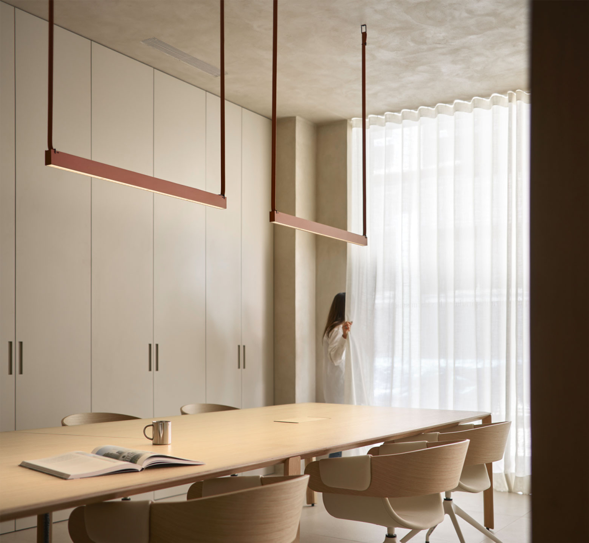 Plusminus, architecture and light dialogue | Vibia