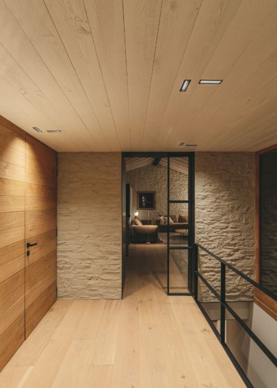 The Art of Complementary Lighting | Vibia