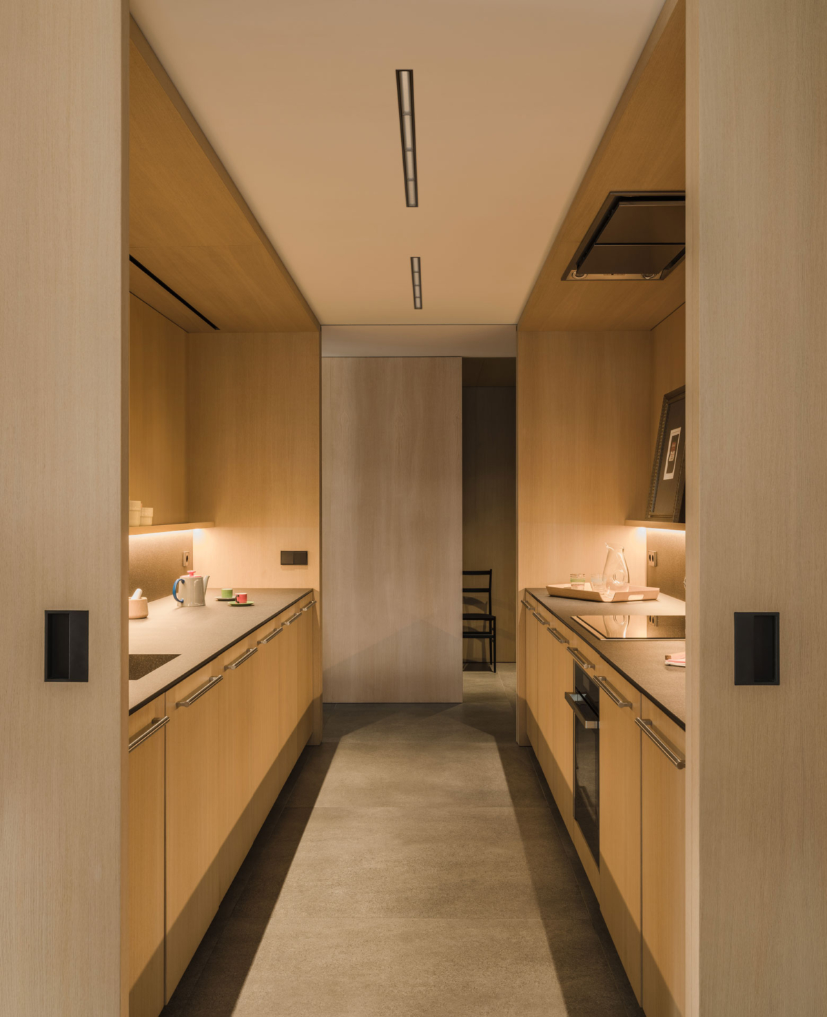 Introducing Line: Graphic Simplicity, Natural Lighting | Vibia